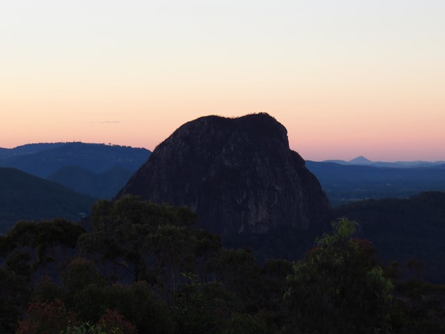 Mount Beerburrum Lookout - Aussie Bushwalking